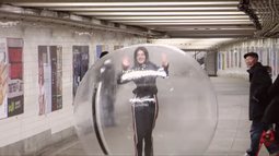 /bubblegum/ - Trapped in bubbles